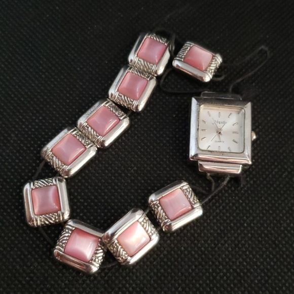 novelle | Accessories | Vintage Novelle Quartz Ladies Watch | Poshmark